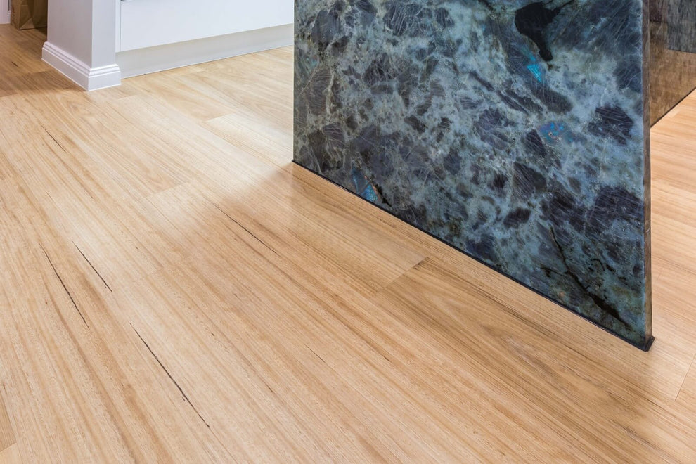 Spotted Gum | 3mm Vinyl Plank Flooring – RenoNet